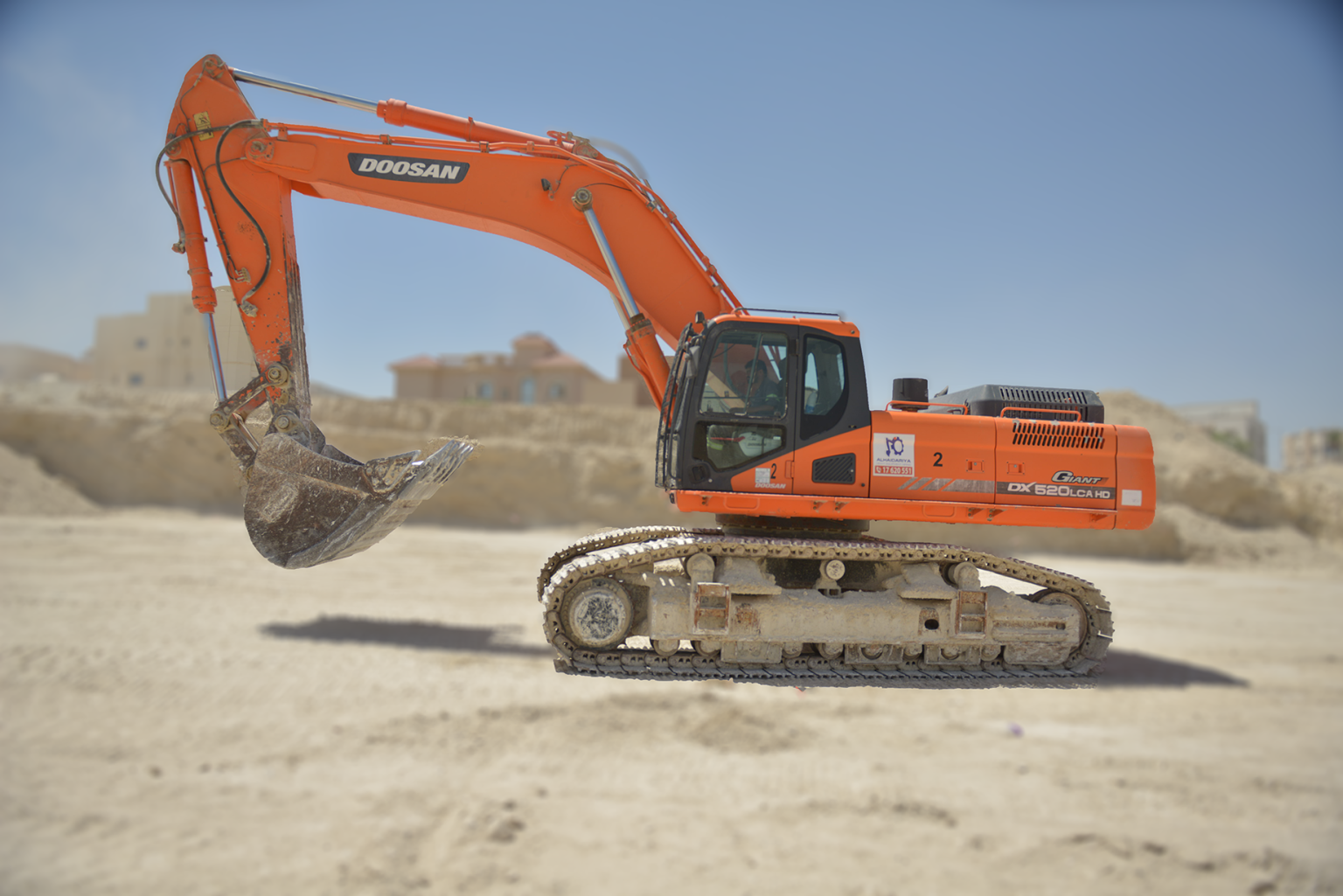 DOOSAN, DX520LCA, 2016, 3.2𝑚^3 BUCKET CAPACITY, EXIVATOR – Bahrain ...